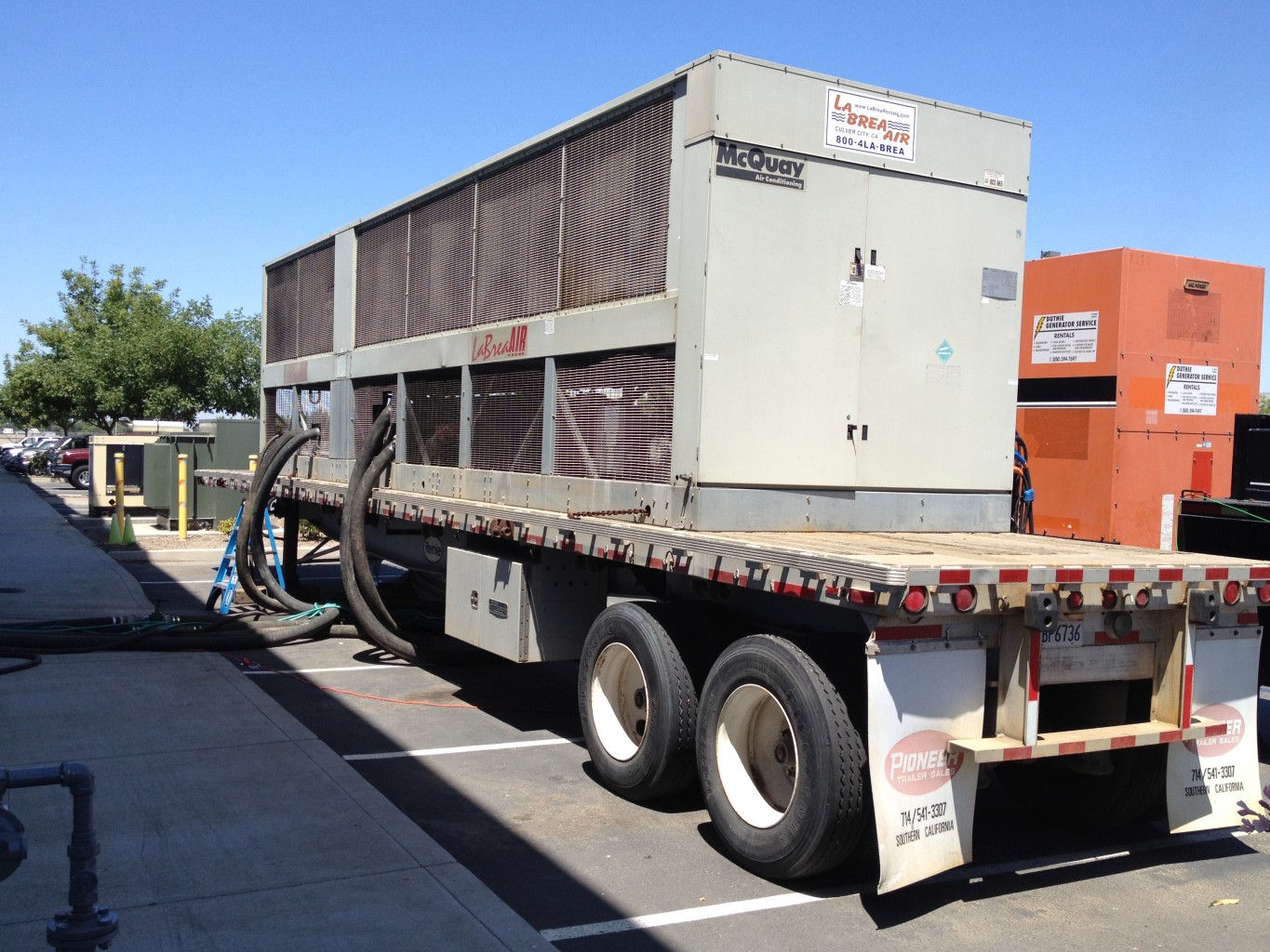 air cooled chiller and generator - La Brea Air